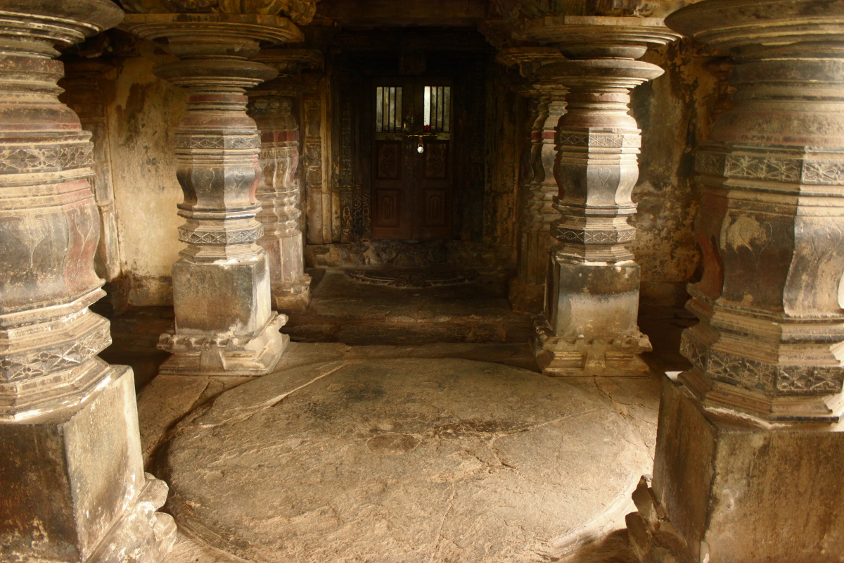 Journeys across Karnataka: Ganapati Devastana, Hangal