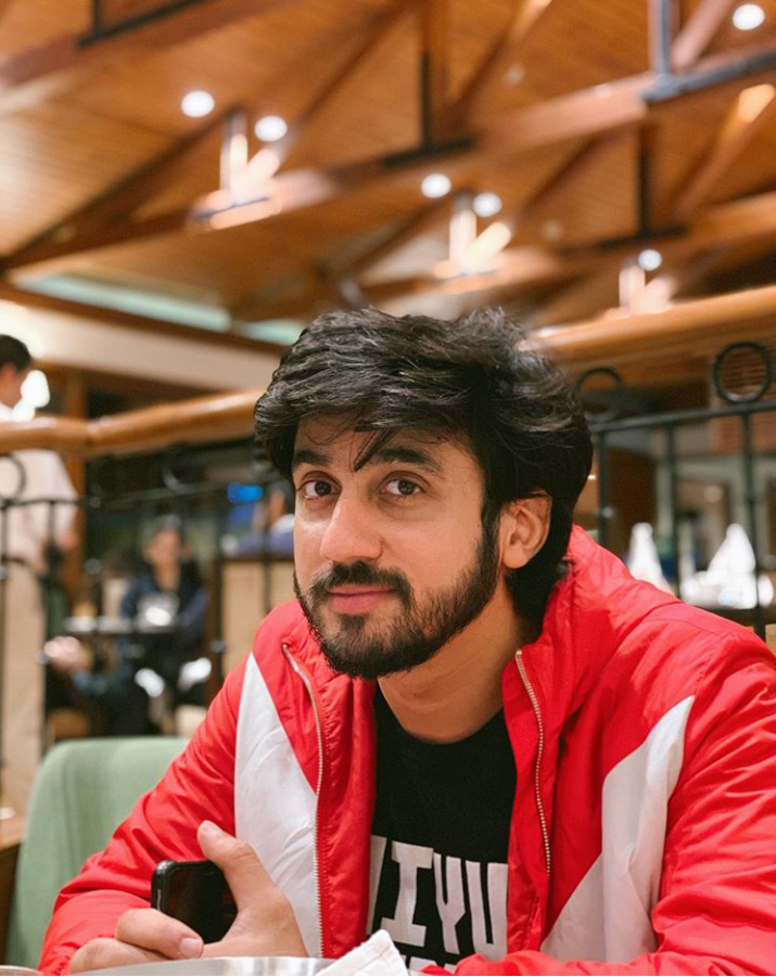 Mumbiker Nikhil (YouTuber) HD Images | Nikhil Sharma Instagram