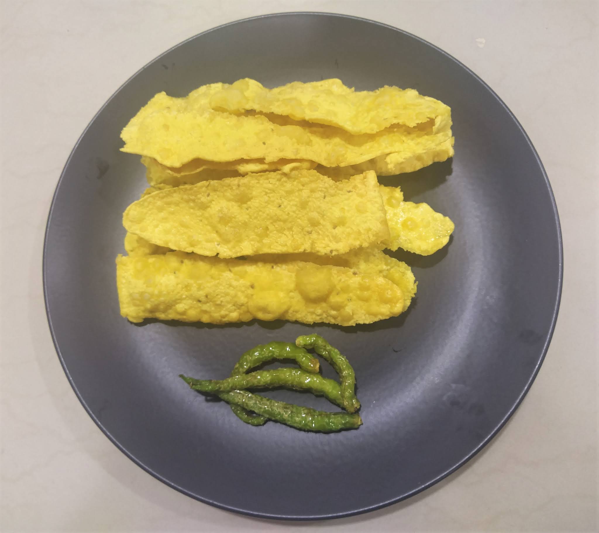 Fafda Recipe - How to make Gujarati Fafda at home?