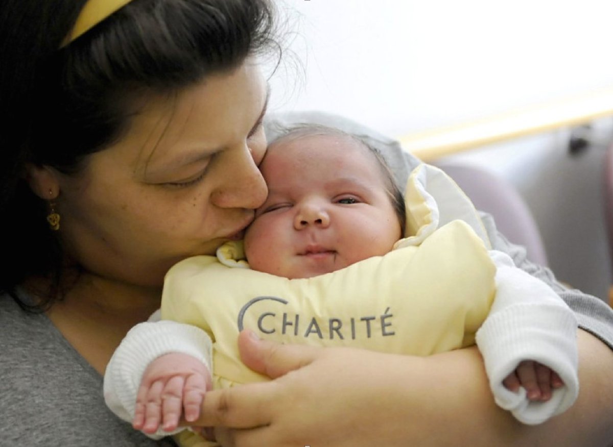 Celebrities: The Most Heaviest Baby - 13.47 Pound