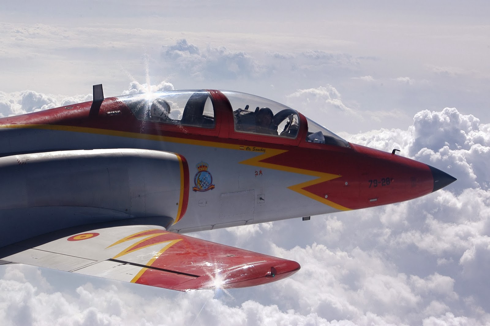 EADS-CASA C-101CC Aviojet, Spanish acrobatic team Patrulla Agila ...