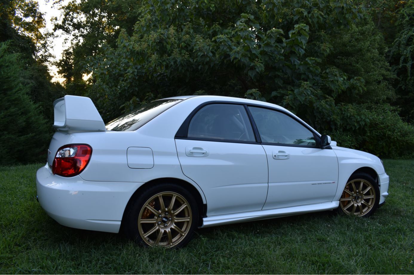 Boosted Rally Machine: 2004 Subaru Impreza WRX STI - DailyTurismo
