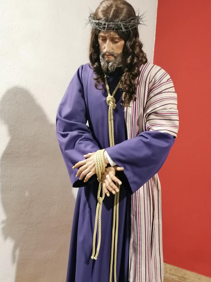 Jesús Nazareno ataviado para el tiempo de Cuaresma.