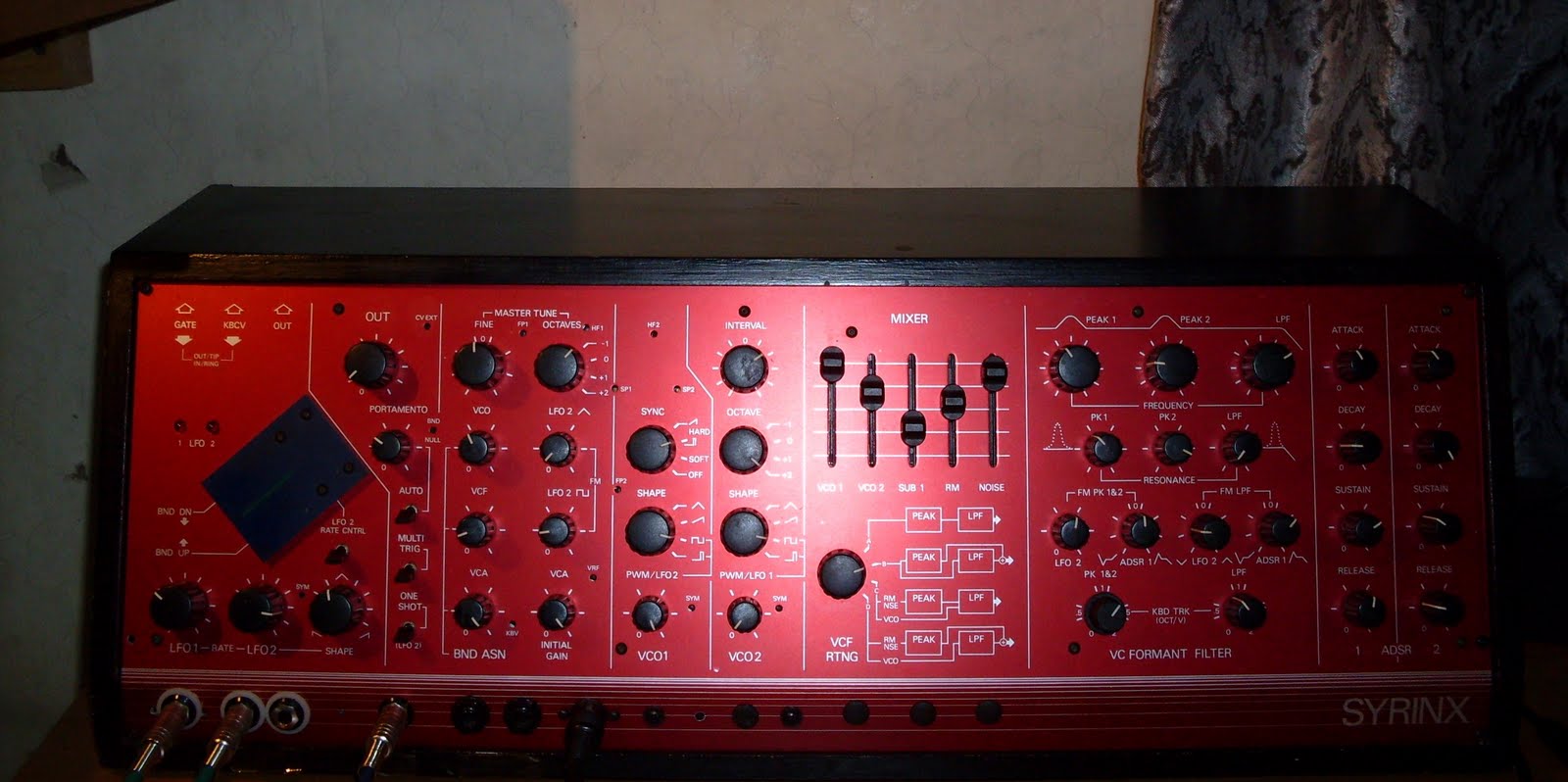 MATRIXSYNTH: SYNTON SYRINX ULTRA RARE ANALOG VINTAGE SYNTHESIZER