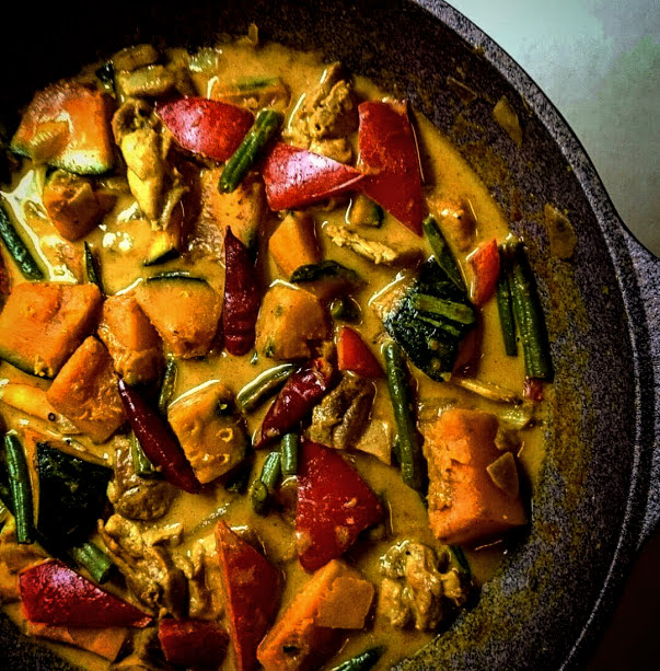 LUWEEH KITCHEN : Kalabasa Curry Recipe