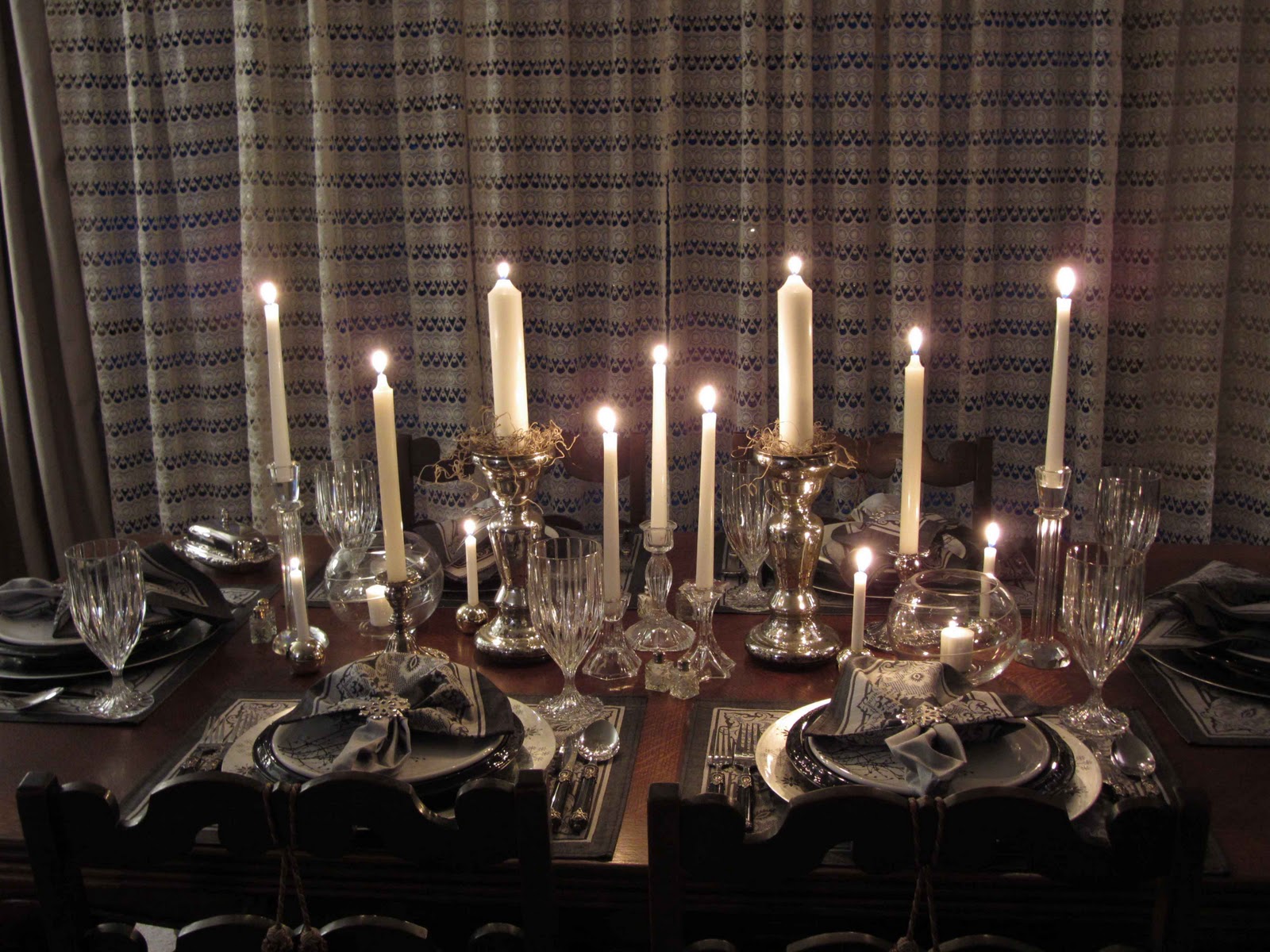 Creative Journeys: Drama by Candlelight tablescape