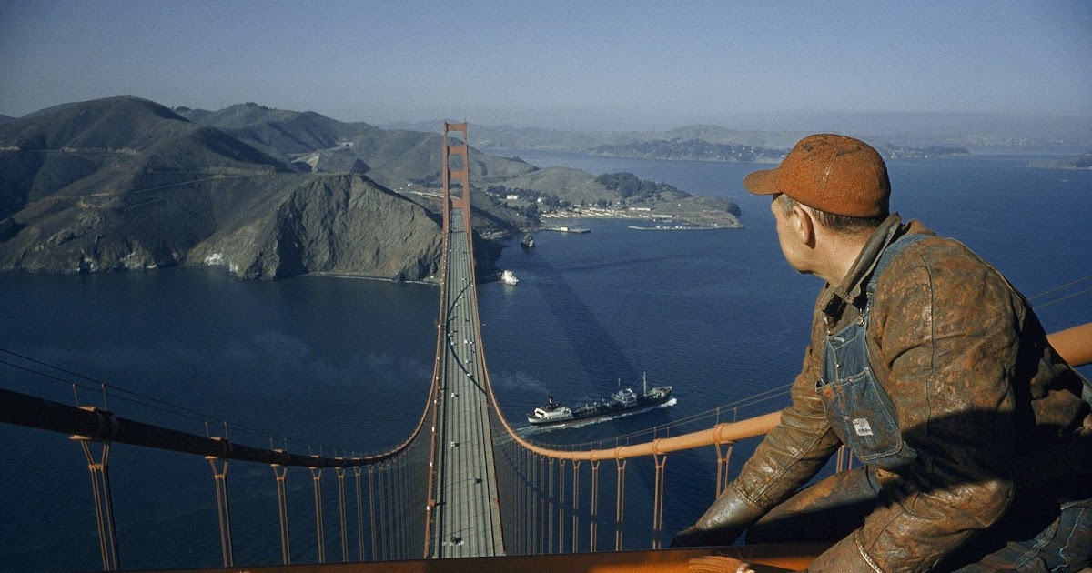 daily timewaster: A worker paints the Golden Gate Bridge with a fresh ...