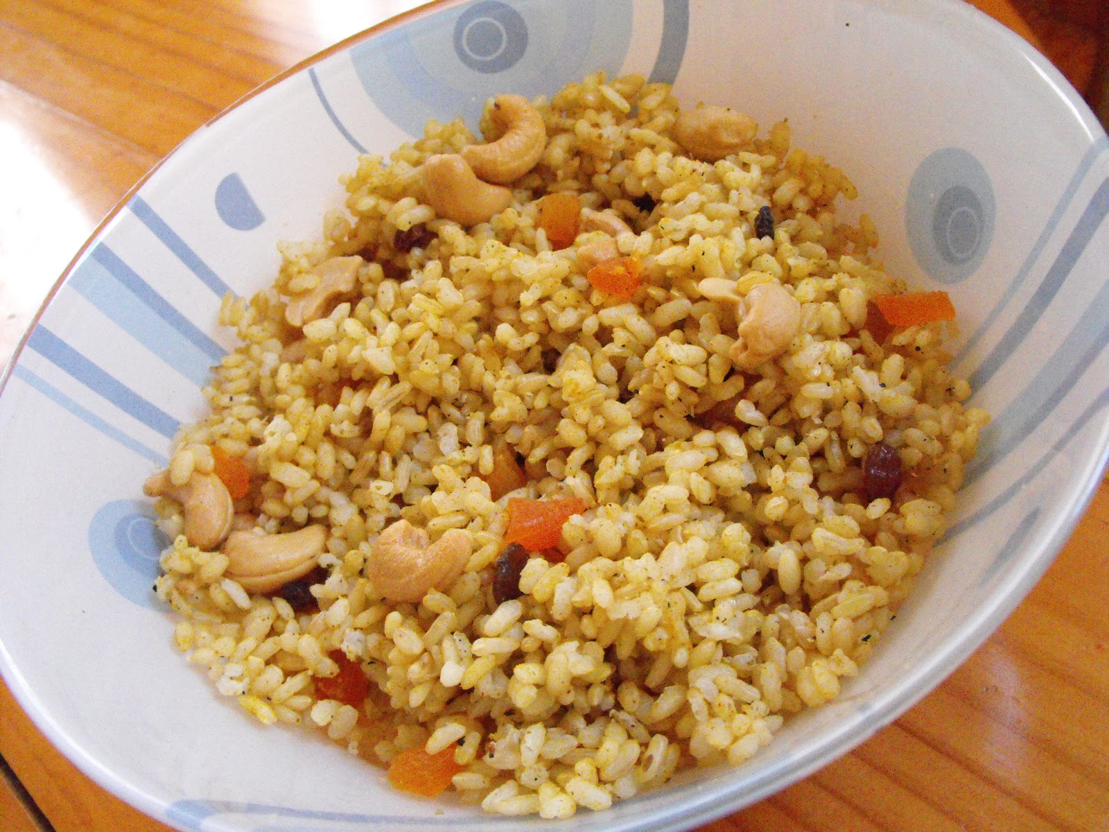 and bells on her toes: Vegan MoFo Day 18 - Curried Apricot Rice Salad