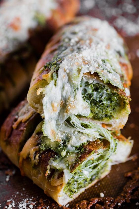Cheesy Pesto Garlic Bread (Nutmeg Nanny) - The Most Delecious Recipes
