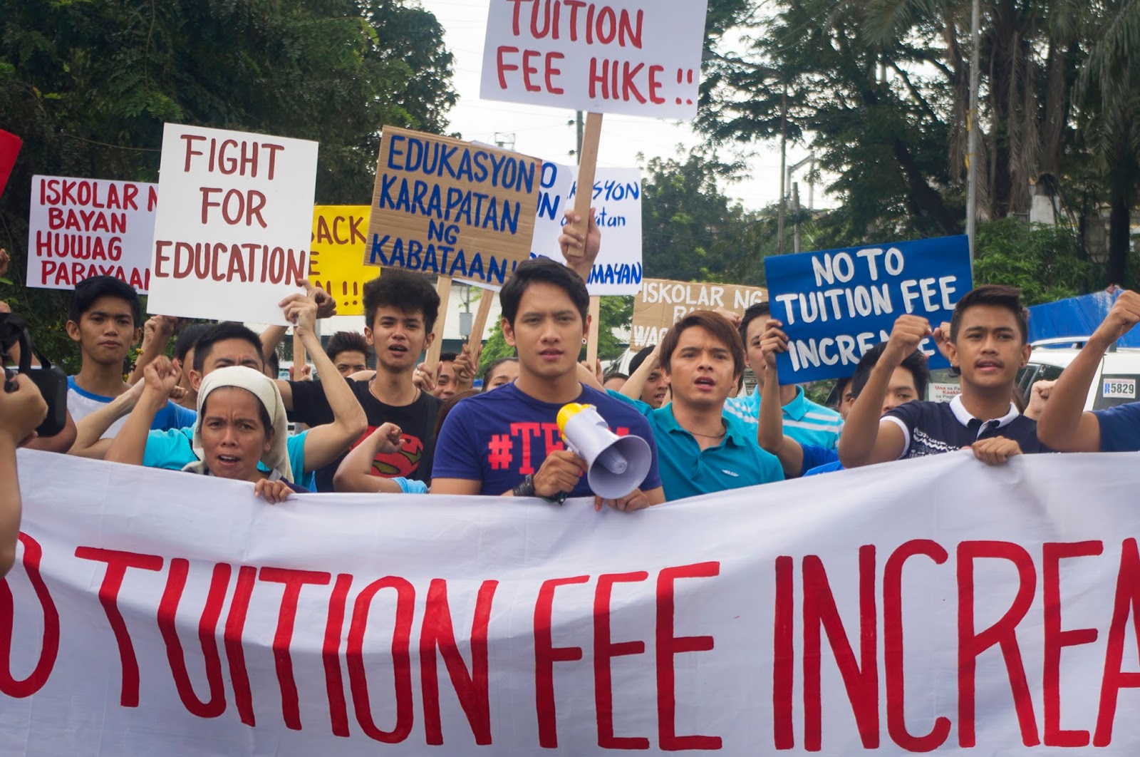 My Production Notes: Angelo Ilagan is Emman, The Activist in Alimuom Ng ...