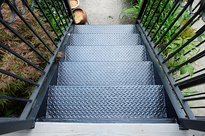 How to Fix: Rusting Metal Outdoor Stair Steps. - Flipping the Flip