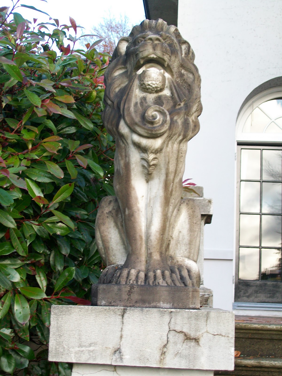 Vancouver Voyager: The Haunting of The Hycroft