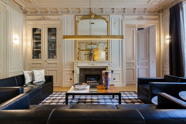 Eye For Design: Decorating Paris Apartment Style.........A Grand Mix Of ...