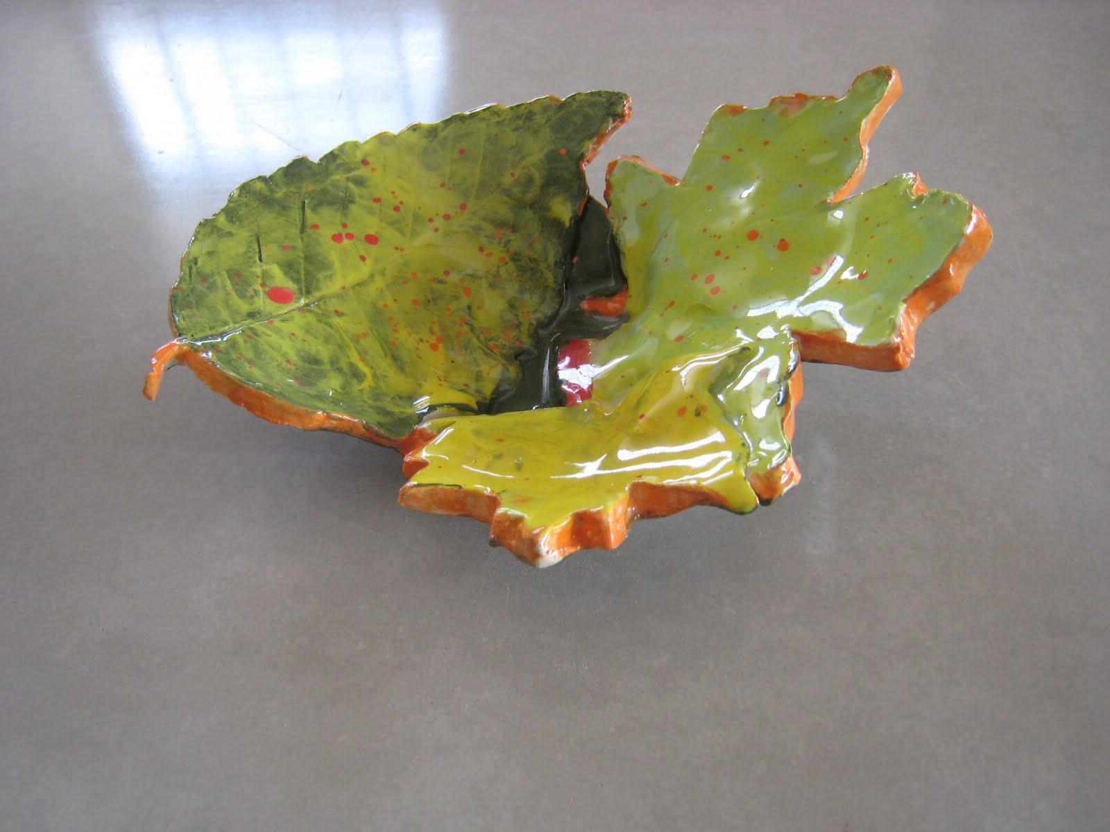 Children's Art Classes: Ceramic Leaf Bowls