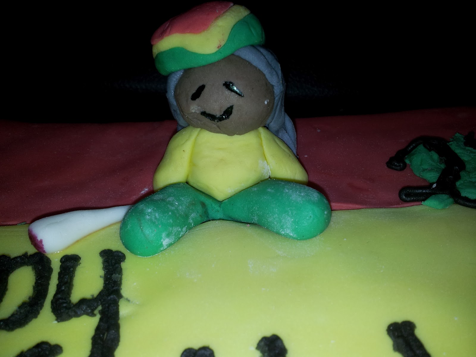 Munch Tym: Rasta Cake