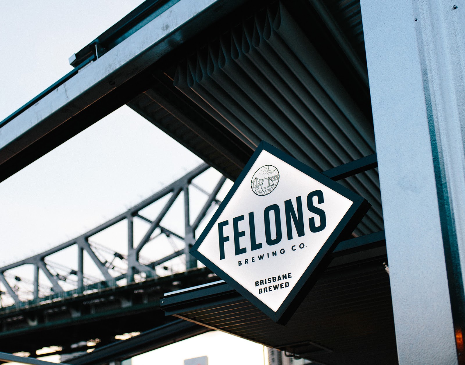 Felons Brewing Co – Packaging Of The World