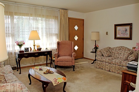 Retro Realty: Mid Century Makeover