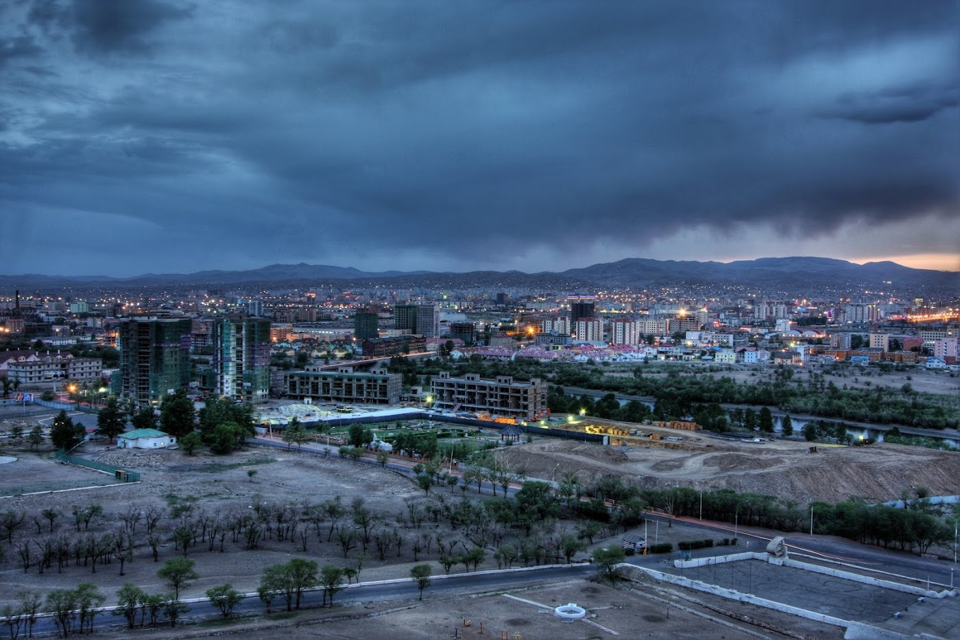 Хэний ч хэлж чадахгүй түргэн хэллэг