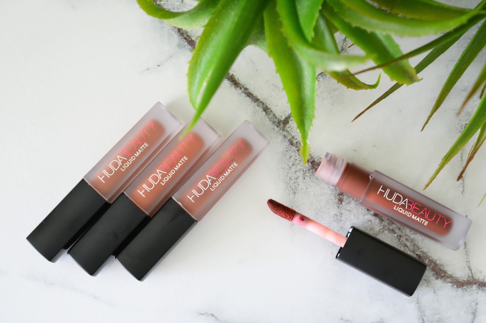 Huda Beauty – The Brown Edition Liquid Matte Minis - Pink Ivory Makeup