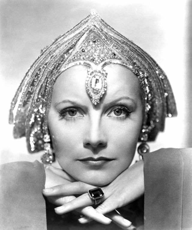 45 Fabulous Portrait Photos of Greta Garbo in the 1931 Film “Mata Hari ...