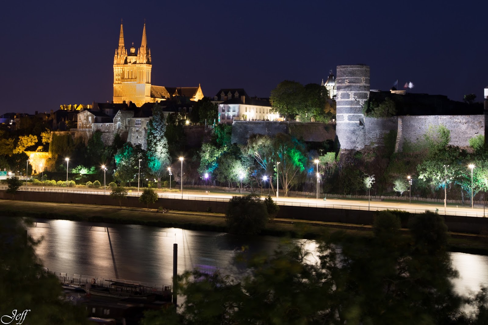 Angers vu de nuit - Ma belle région des Pays de la Loire