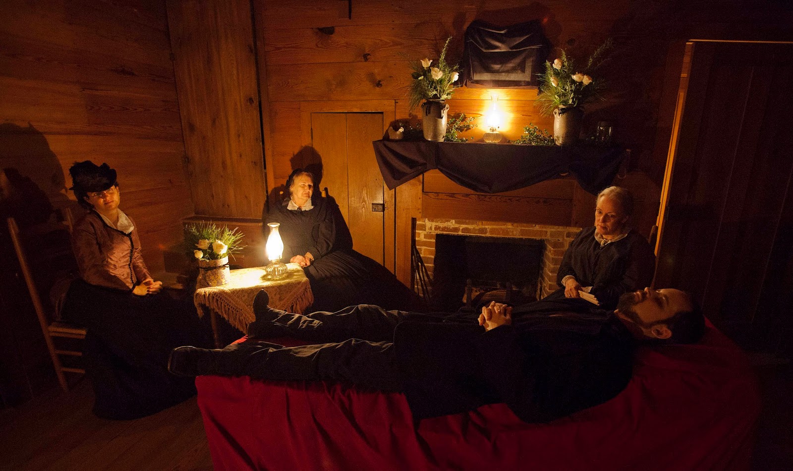 Seeks Ghosts: Victorian Death Customs and Superstitions, Part l