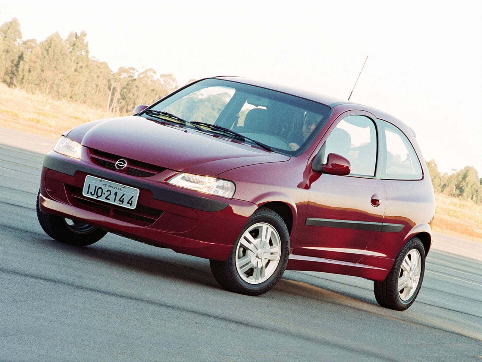 HISTÓRIA - CHEVROLET CELTA 20 ANOS