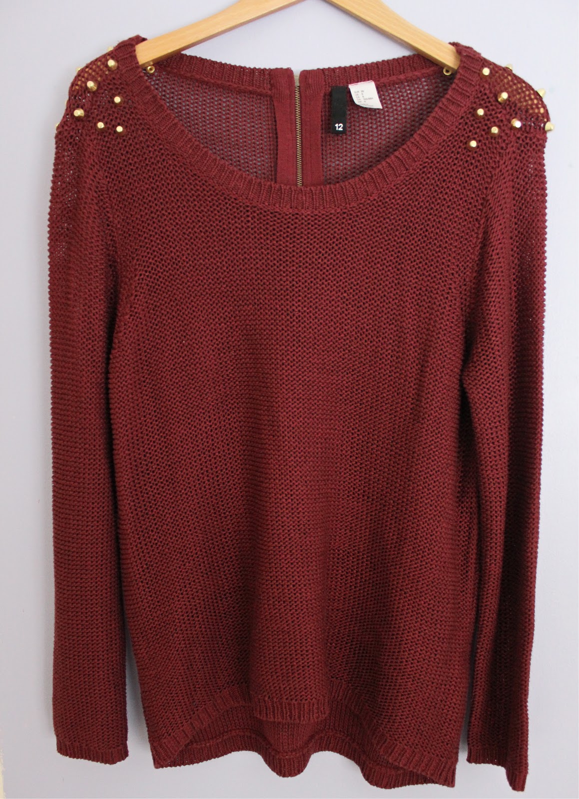 DIY :: Studded Shoulders and Outfit Post | LIVE IN LOVE