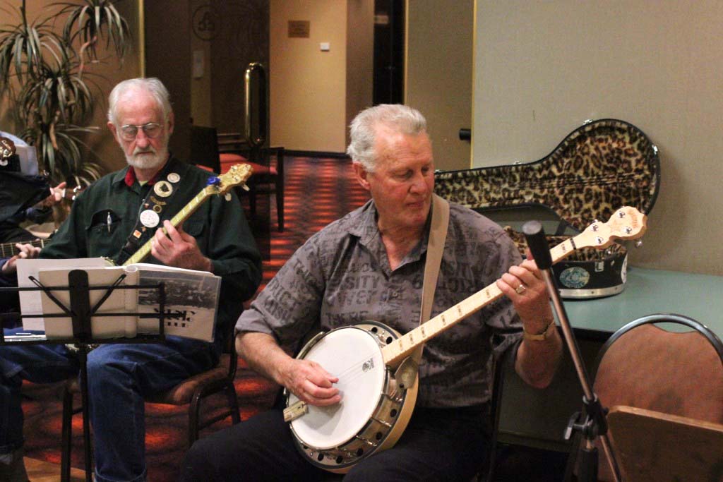 Sydney Banjo Band: The 4 string banjo in Sydney, Jazz Banjo- The Sydney ...