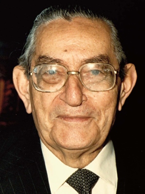 La palabra es mágica: Luis Rosales