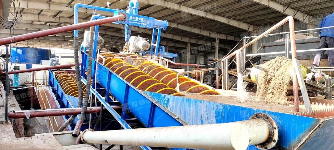 Mesin Pencucian Pasir Kuarsa (Silica Washing Plant) kualitas Fine ...