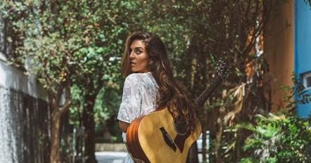 ACONTECE: Rachell Luz faz show em São Paulo