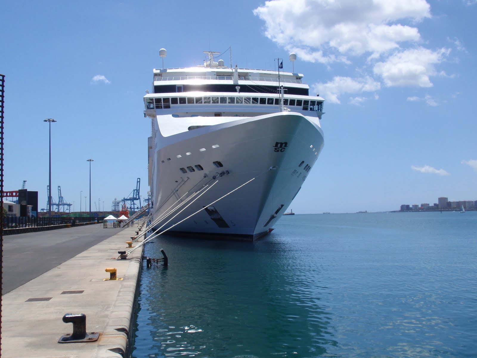 Turismo de Cruceros en Gran Canaria: El Crucero MSC Opera en Las Palmas ...