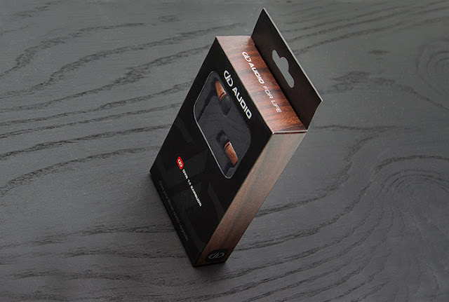 DXB 1.1 Earbud Packaging Design on Packaging of the World - Creative ...
