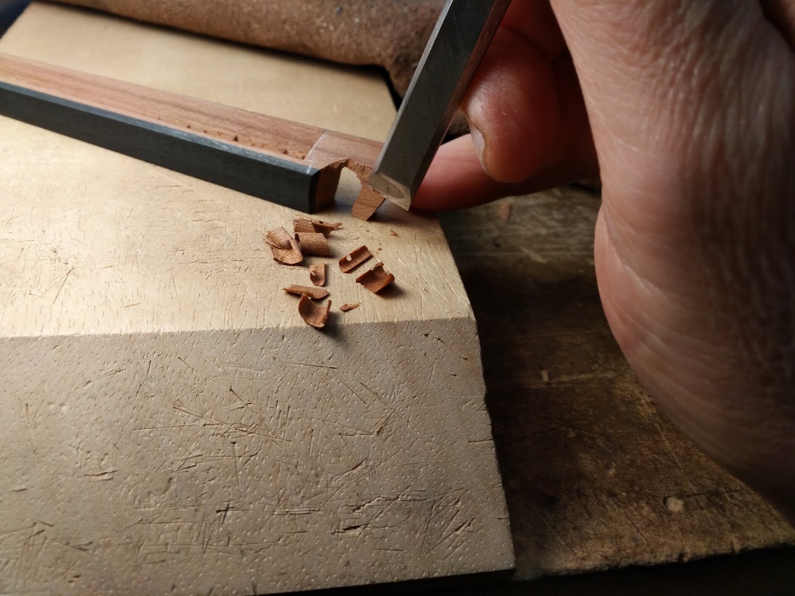 The Lute's Progress,: Building a 13 Course Lute, Start to Finish, 10 ...