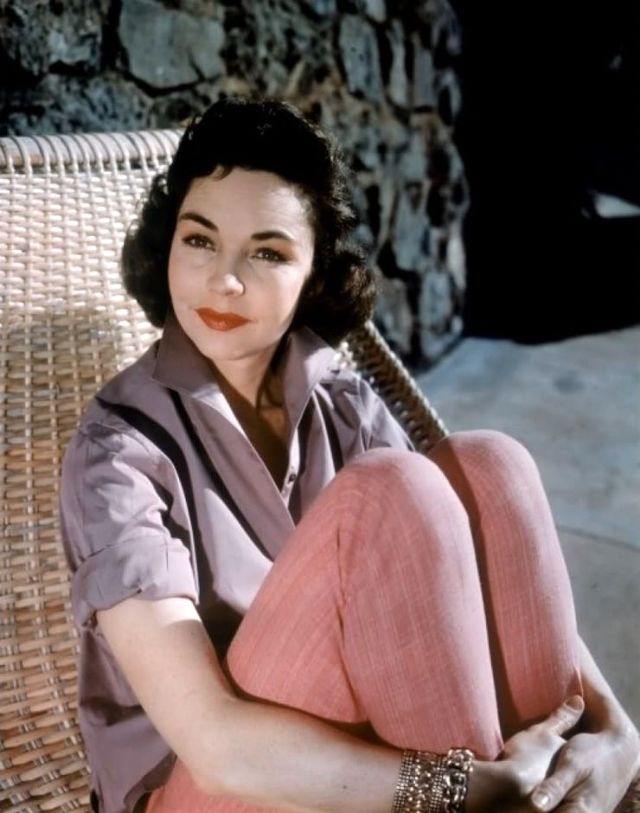 40 Beautiful Photos of Jennifer Jones in the 1940s and 1950s ~ Vintage ...