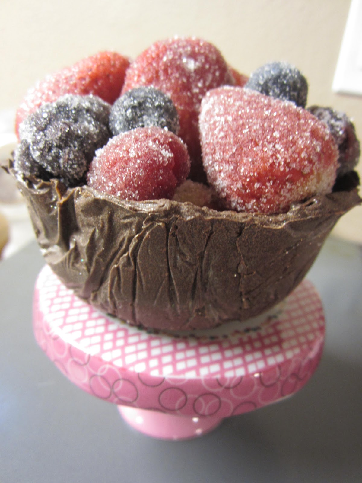 Created by Kelli: Tutorial: Chocolate Bowl