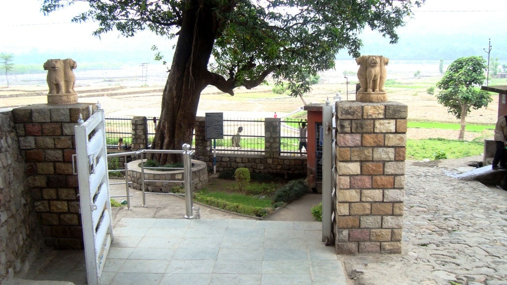 Ashokan Rock Edict at Kalsi