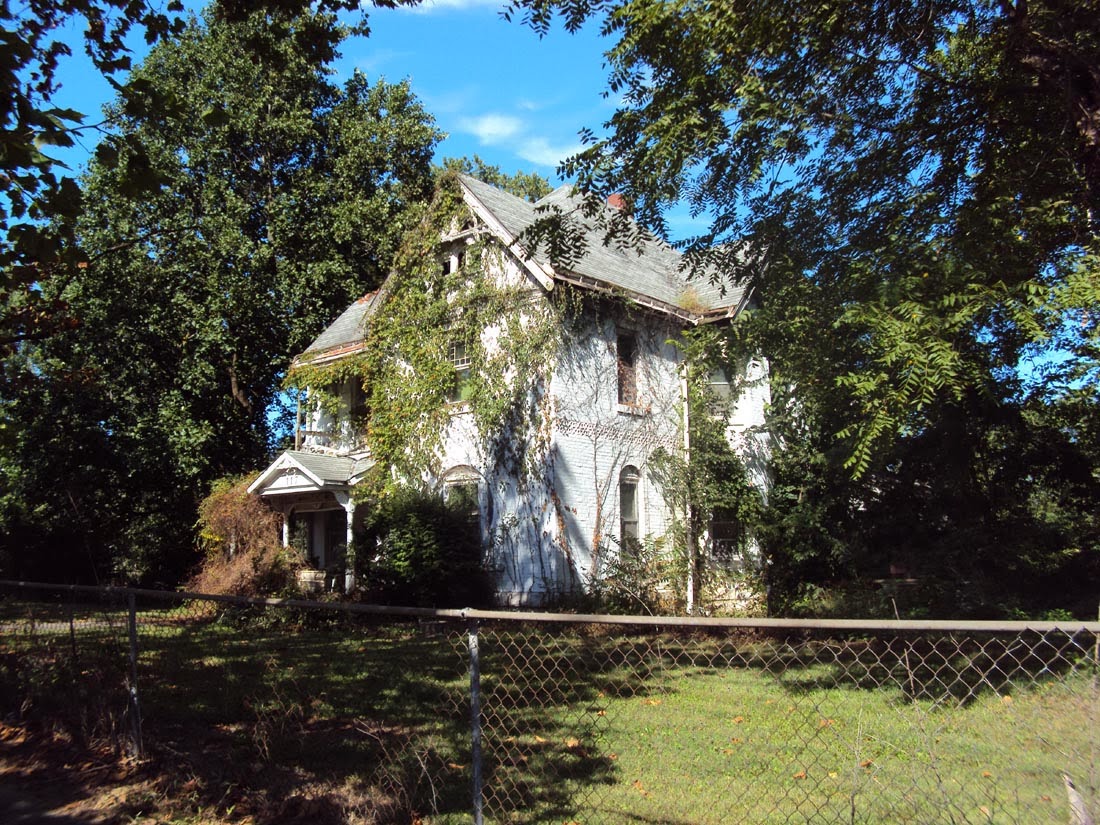 Renovating our 1897 Victorian: Meet "The Manor"