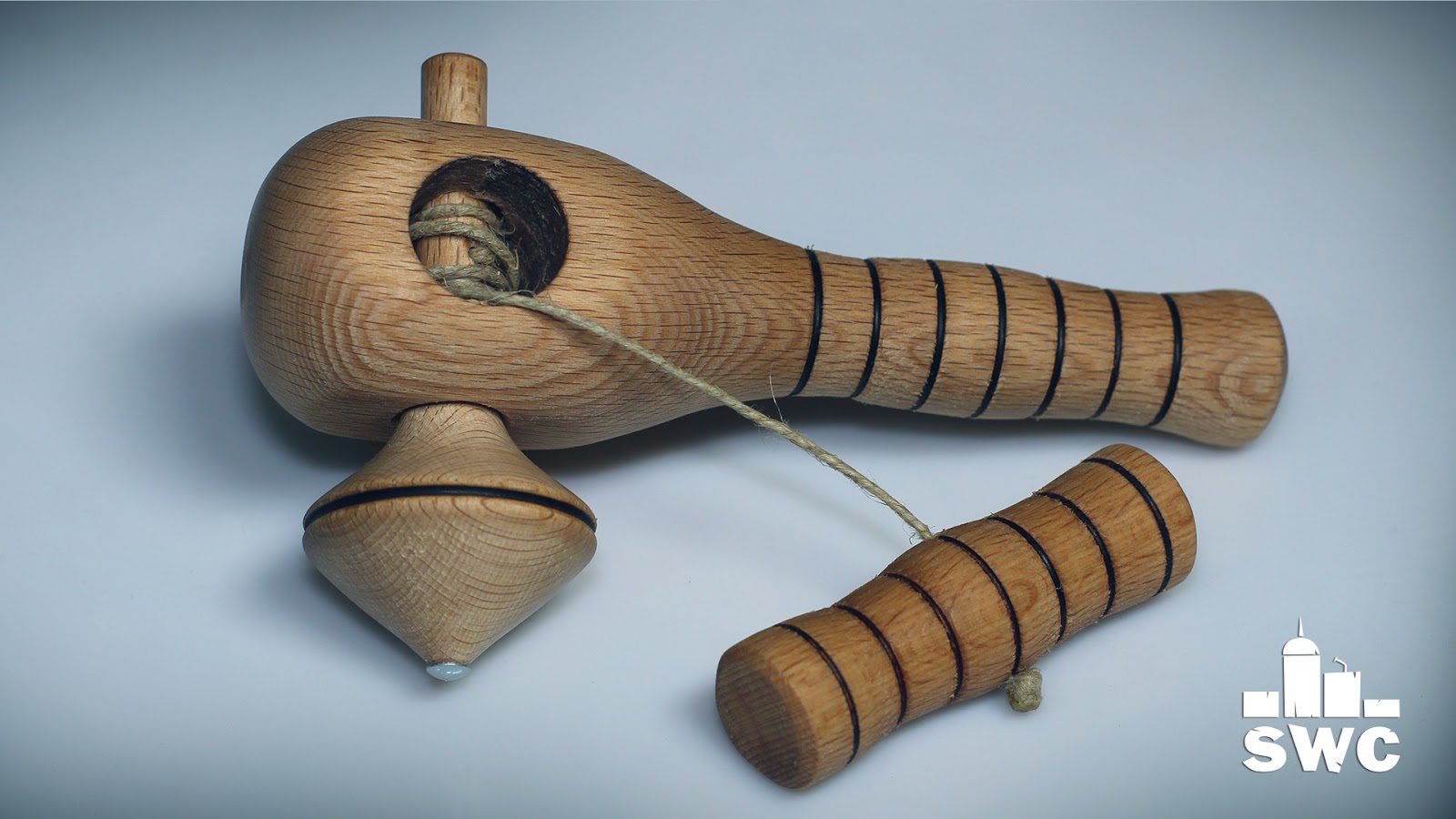 scrap wood city: Make a spinning top with an acceleration handle scrap wood city: Make a spinning top with an acceleration handle