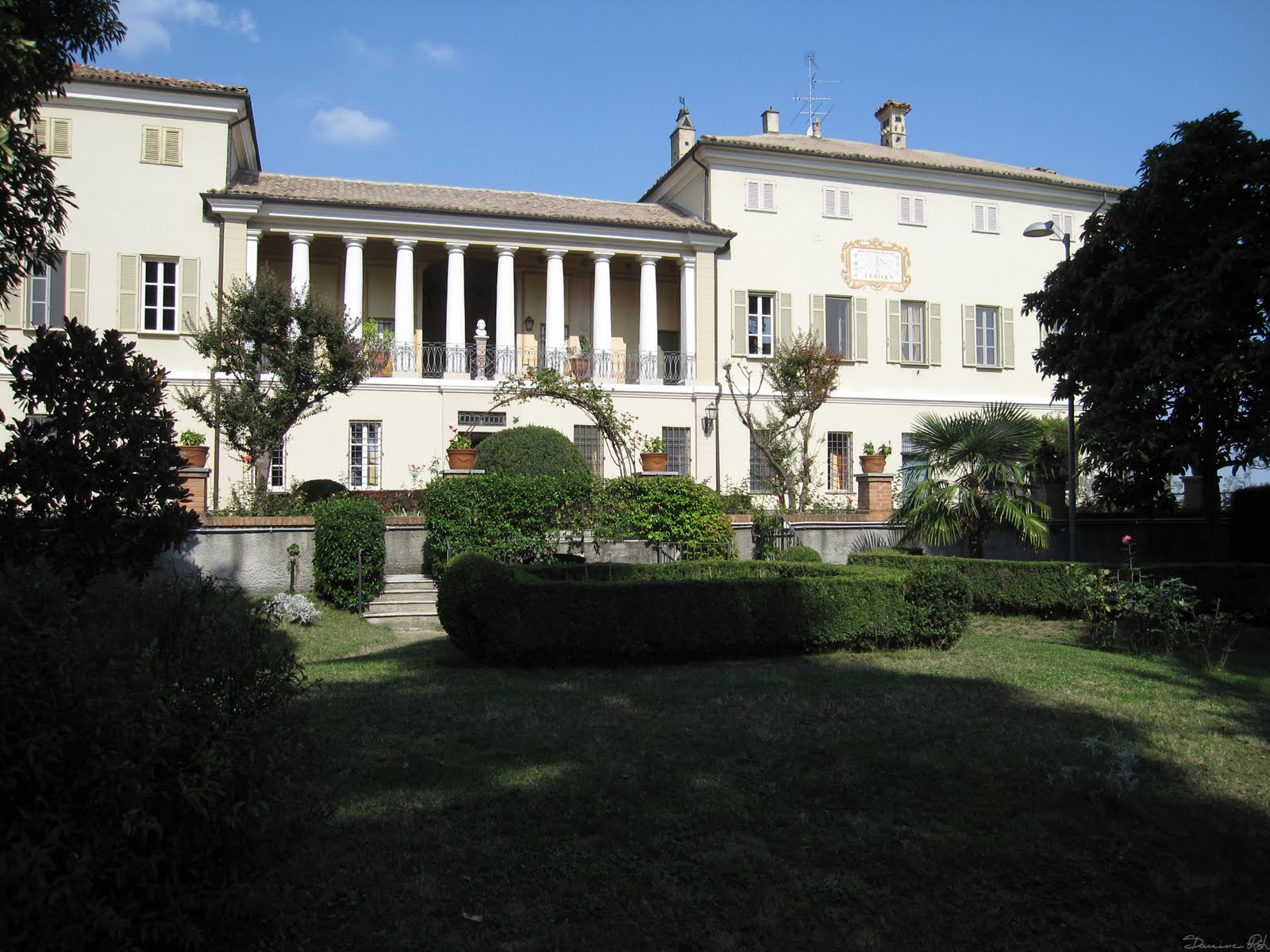 RISO&ROSE: Domenica 29 maggio - Ponzano e Villa Larbel di Salabue