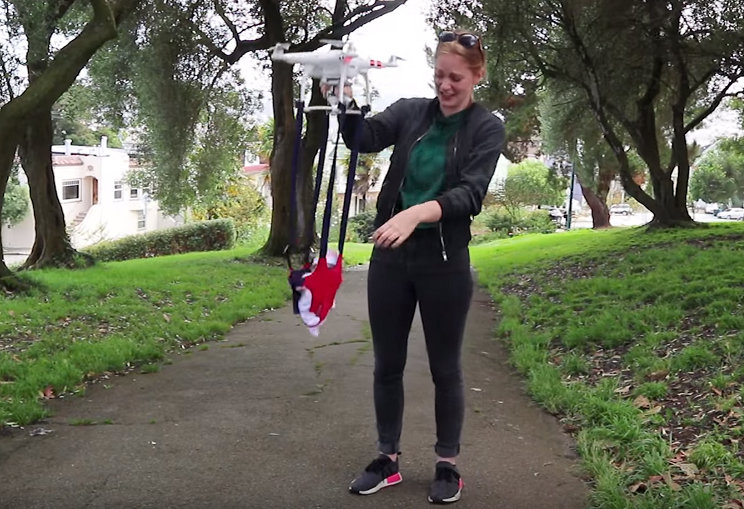 NEWS: The Baby Drone replaces your stroller | The Test Pit