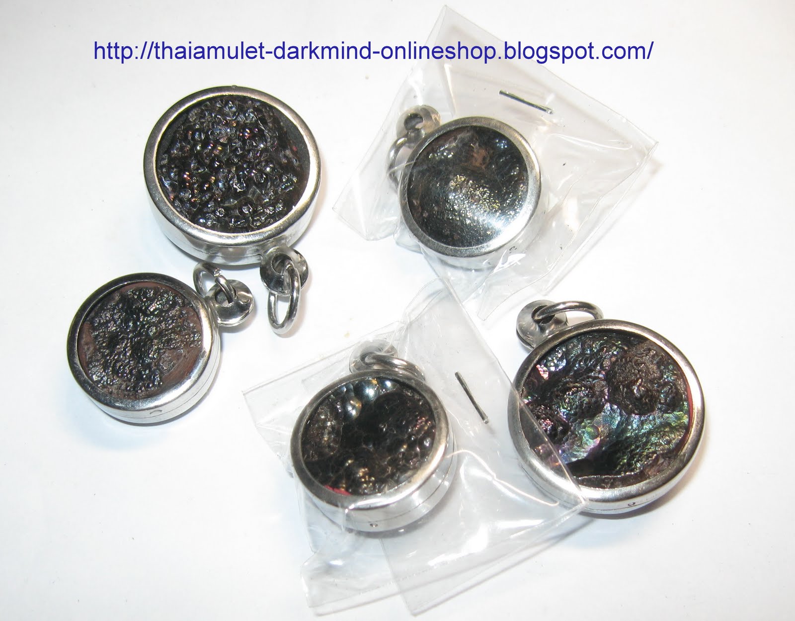 DarkMind Thai Amulet online shop: Lek Lai Tarad blessed by Thai guru ...