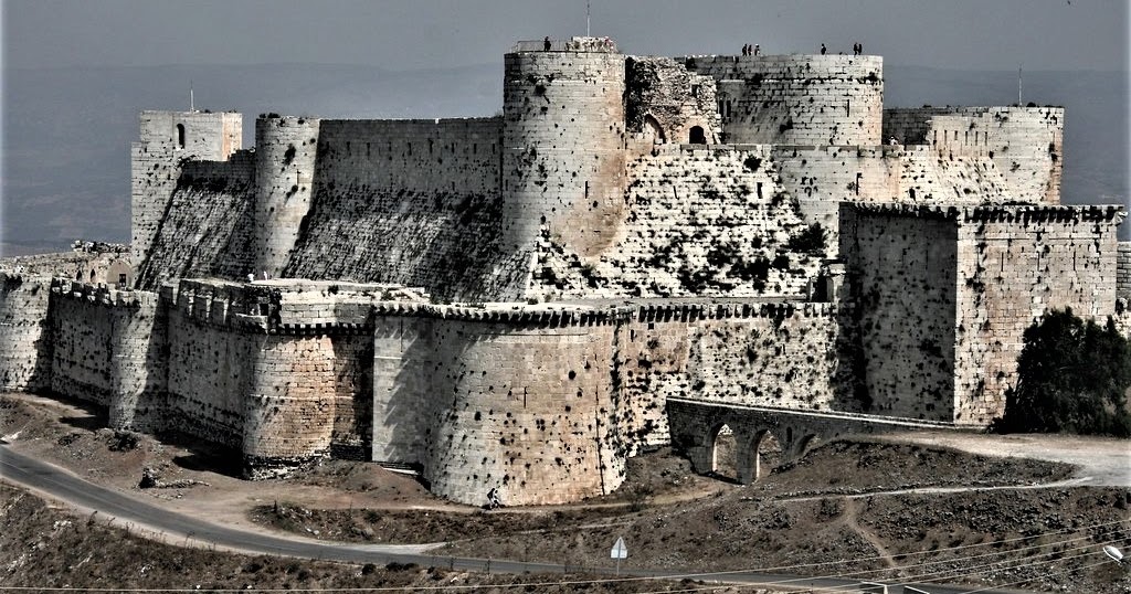 道圖豐說: The awesome castle of Krak des Chevaliers, Homs, Syria*