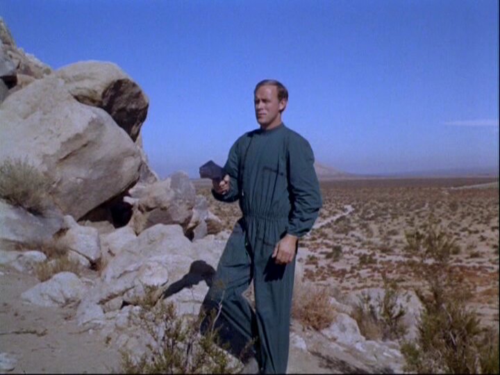 RETRO DISCOVERY PAGE!: THE INVADERS TV series 1967