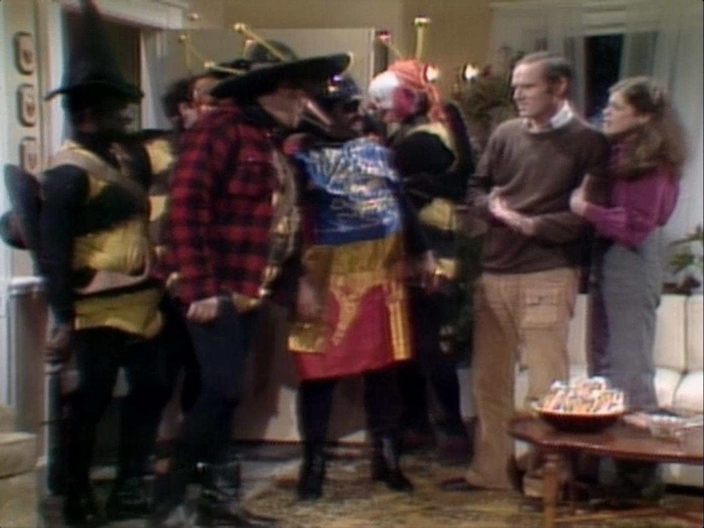 Holiday Film Reviews: Saturday Night Live: "Charles Grodin & Paul Simon"