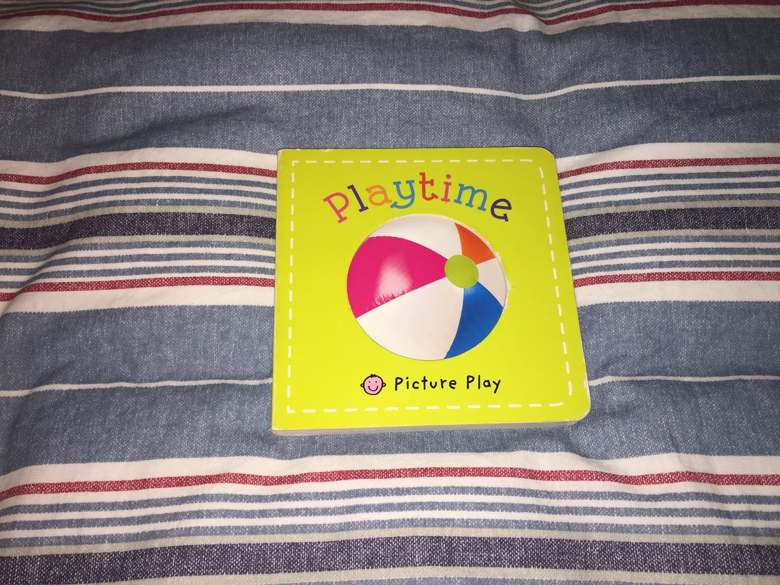 The importance of reading to babies (And suitable stories for infants)