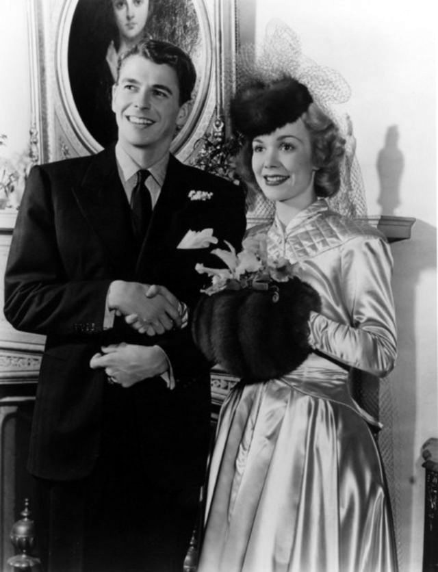 Photos of Ronald Reagan and His First Wife Jane Wyman on Their Wedding ...