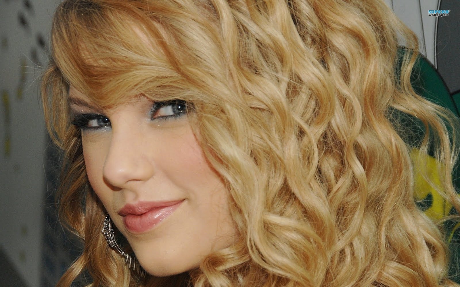 Fetch Free Wallpapers: Taylor Swift Wallpaper Pack 6