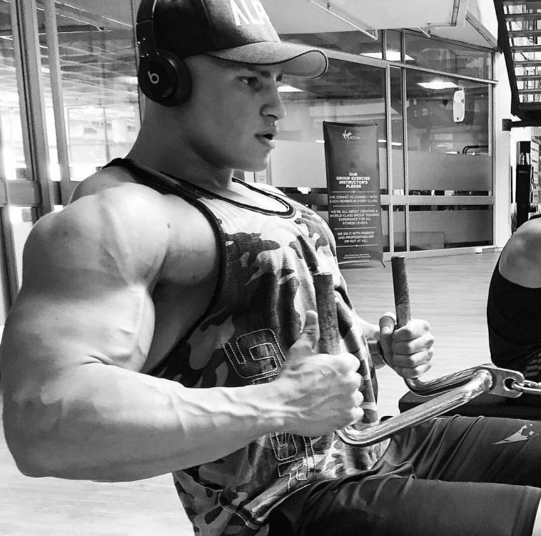 the beauty of male muscle: young & buff